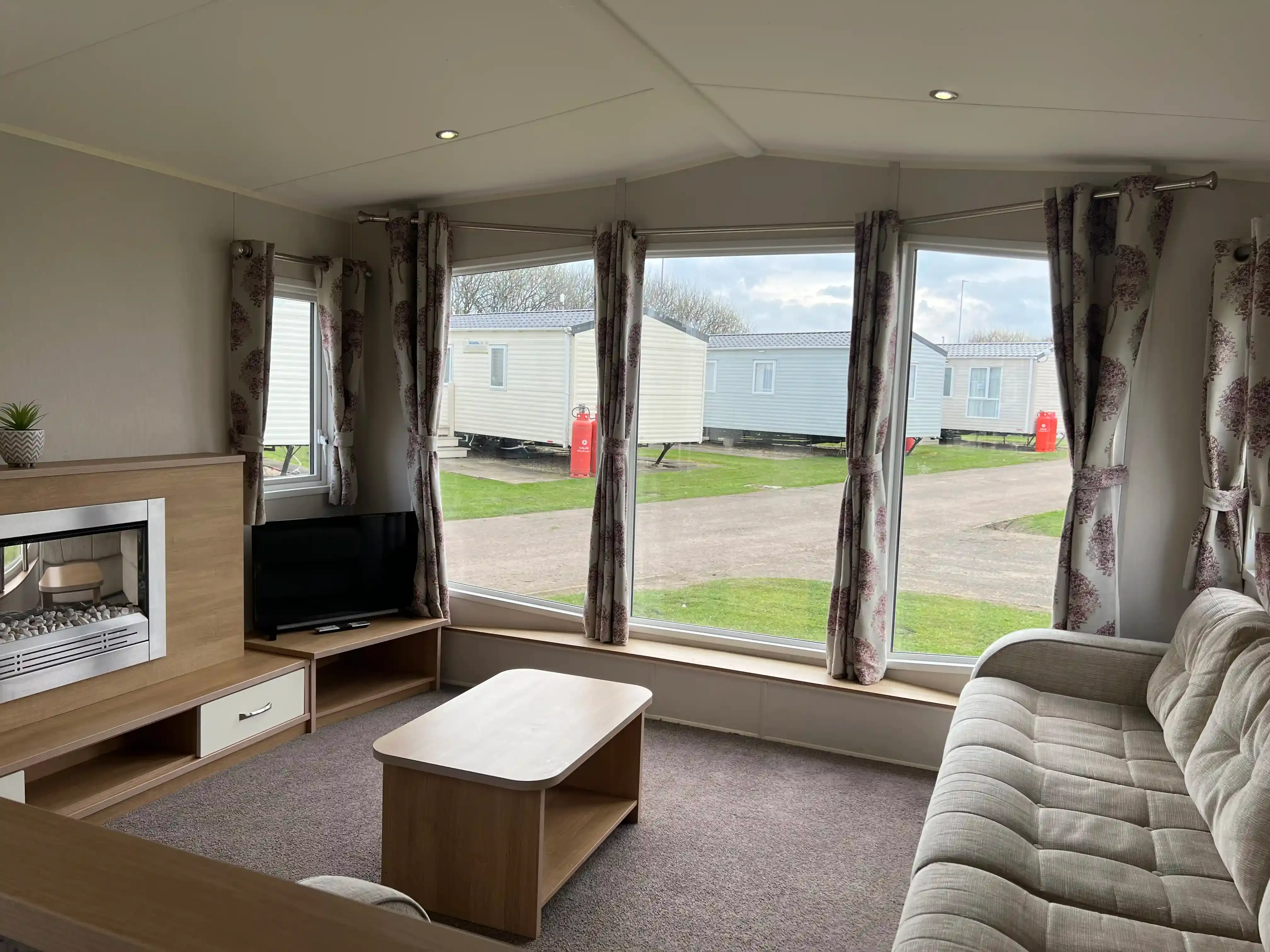 Coastfields Bronze Caravan Sleeps 8