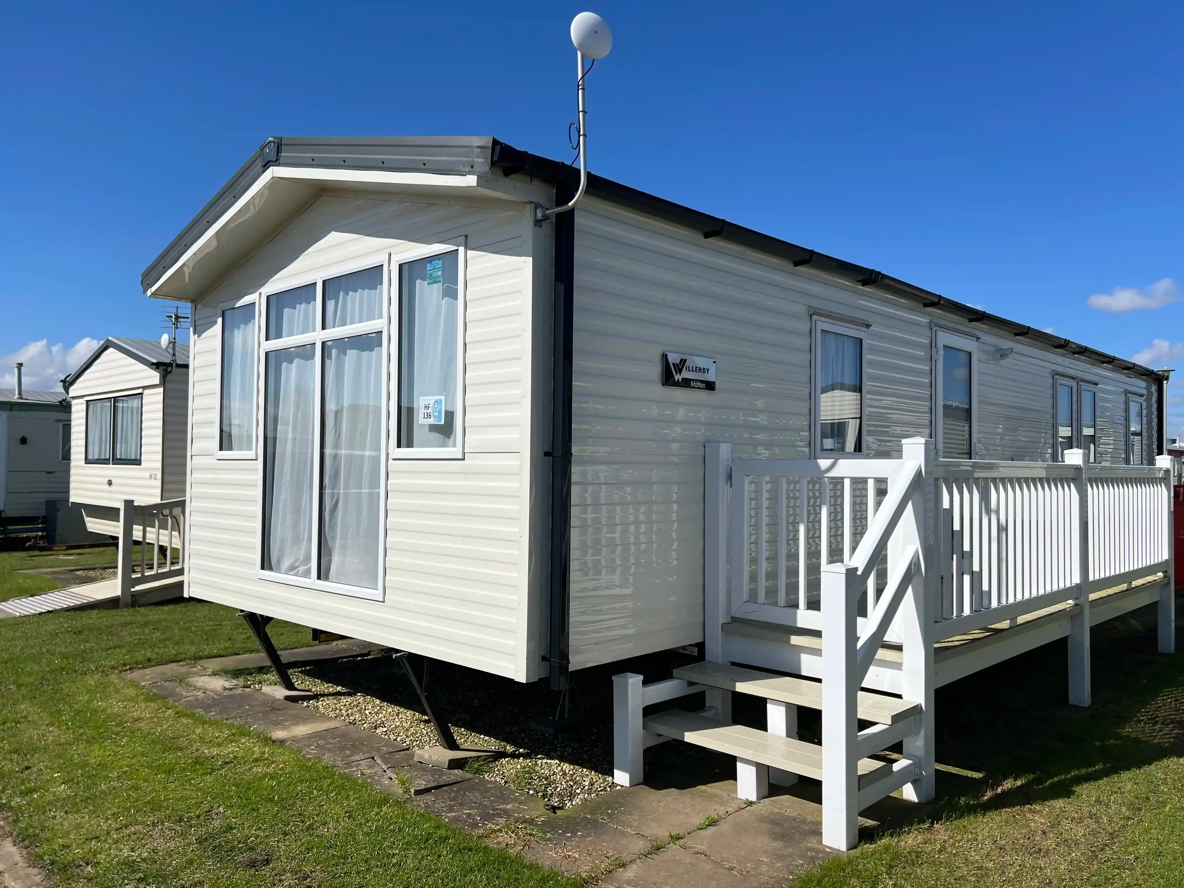 Coastfields Gold Caravan Sleeps 8