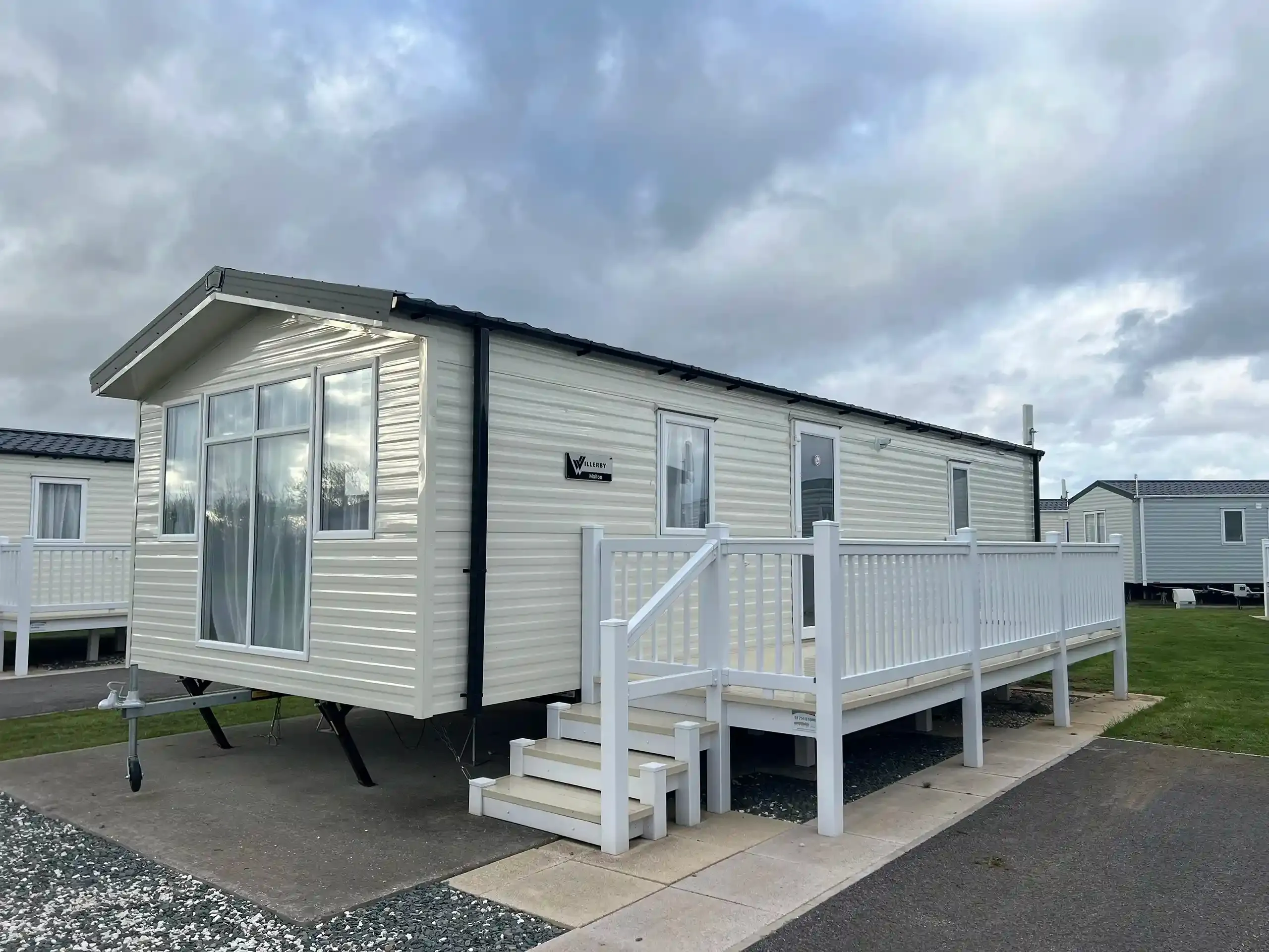 Skegness Fields Gold Caravan Sleeps 6 Pet Friendly
