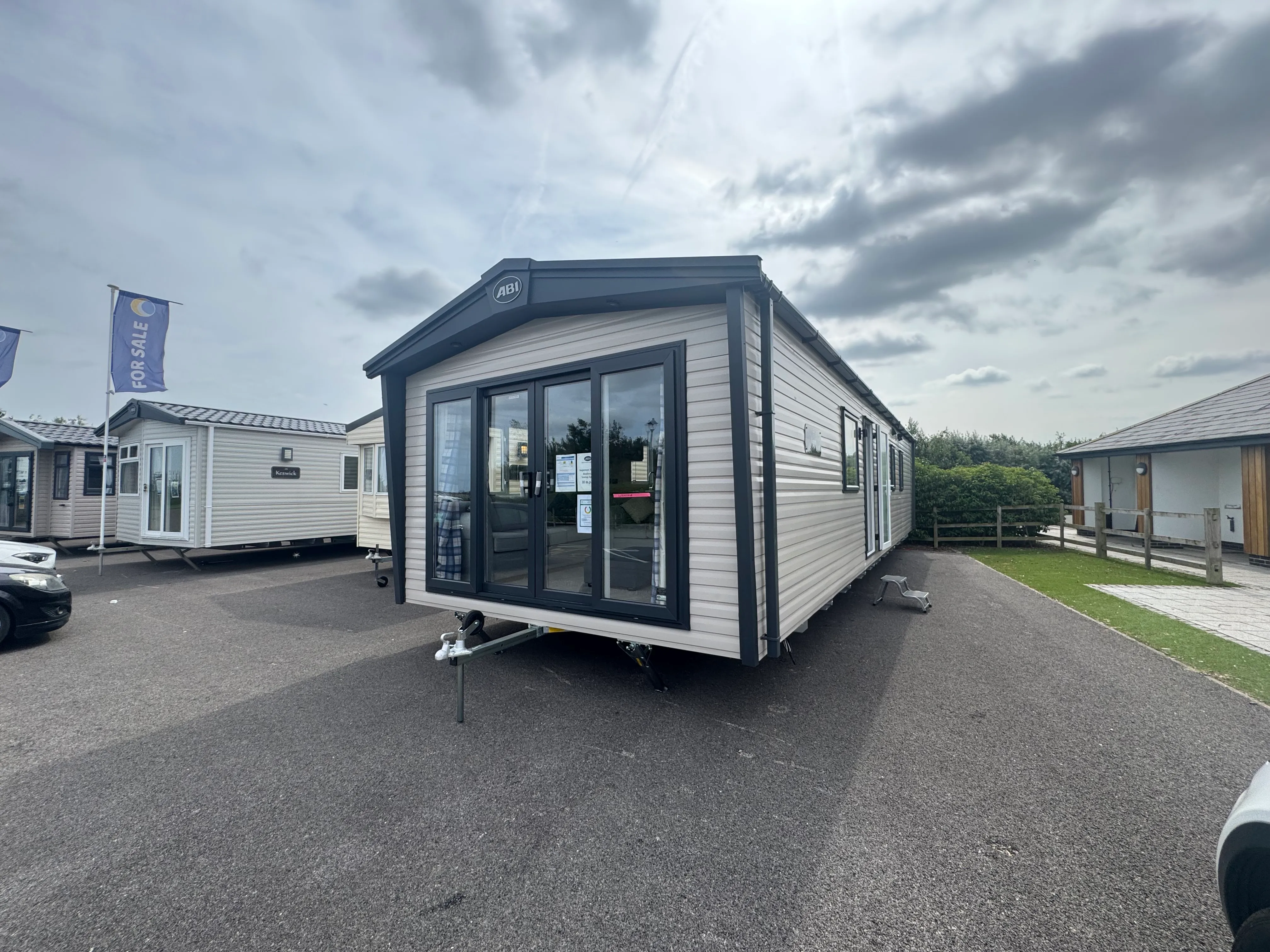 2026 ABI Louis 39x12x3 Bedroom