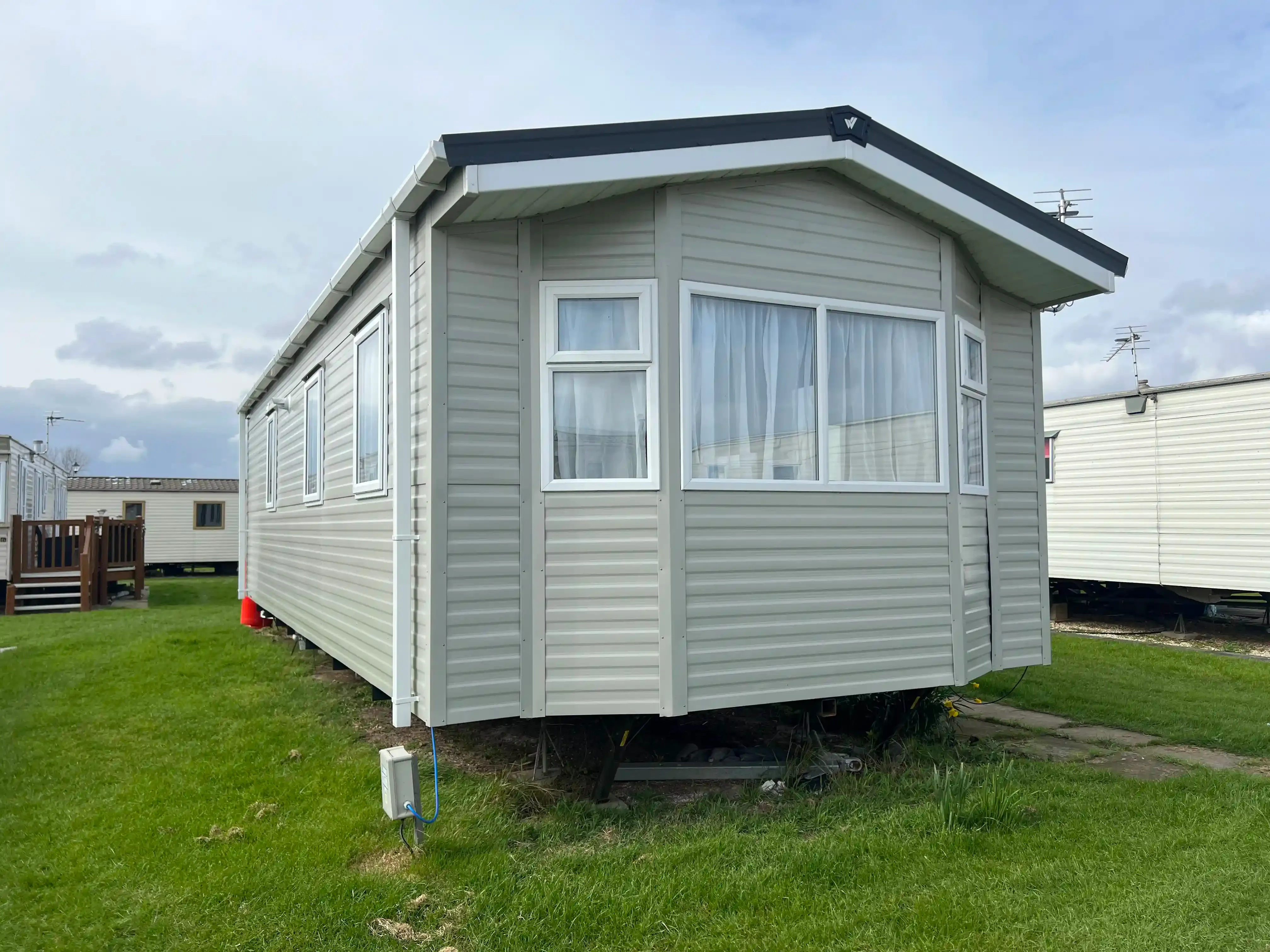 Coastfields Silver Caravan Sleeps 6