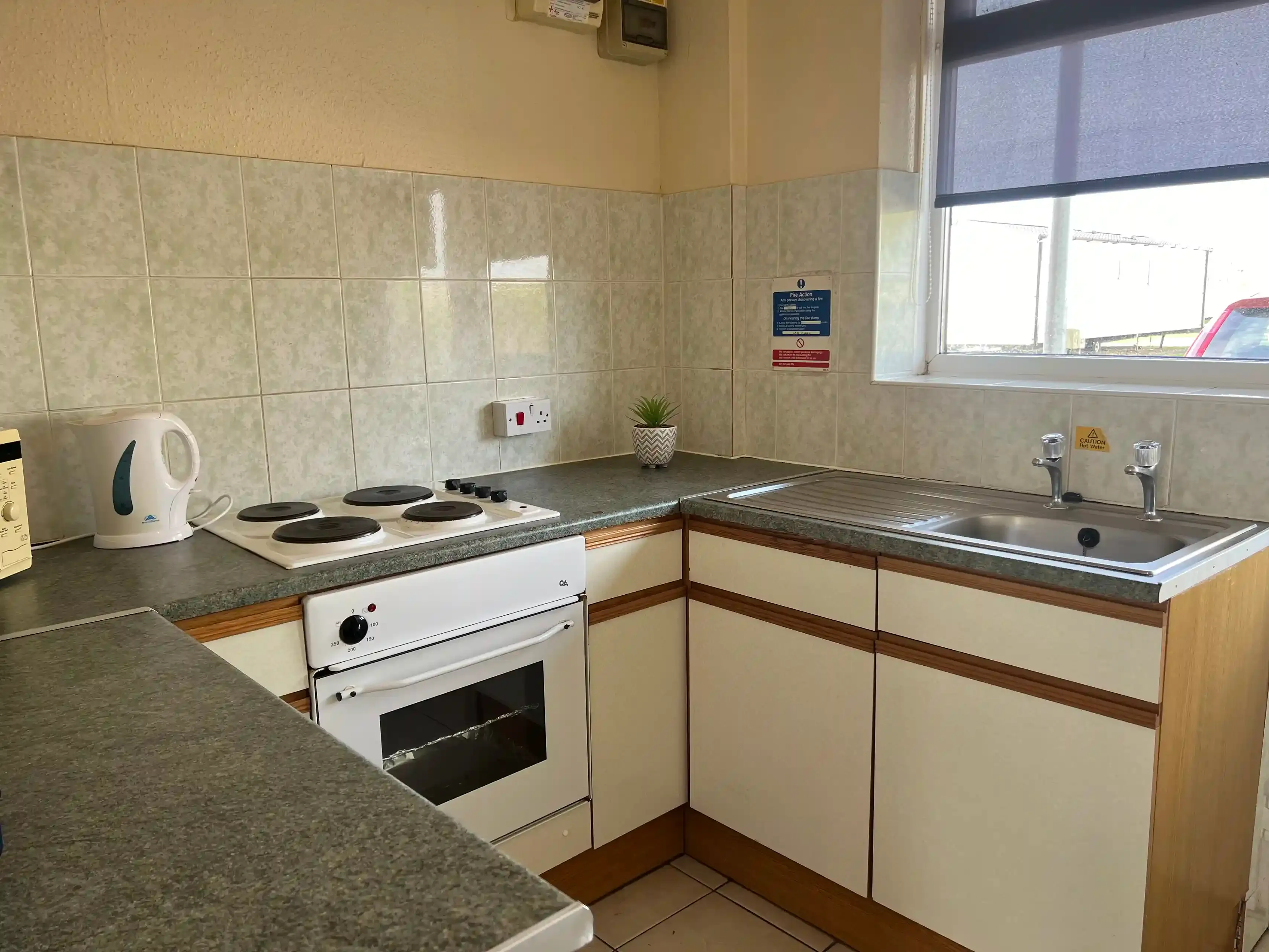 Tennyson Ground Floor Apartment Sleeps 8 Pet Friendly